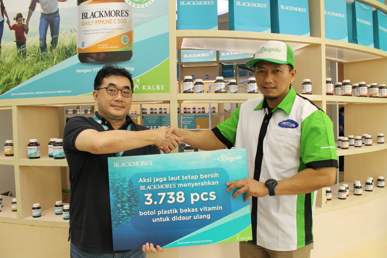 Peduli Sampah Plastik di Laut Bersama Blackmores Indonesia